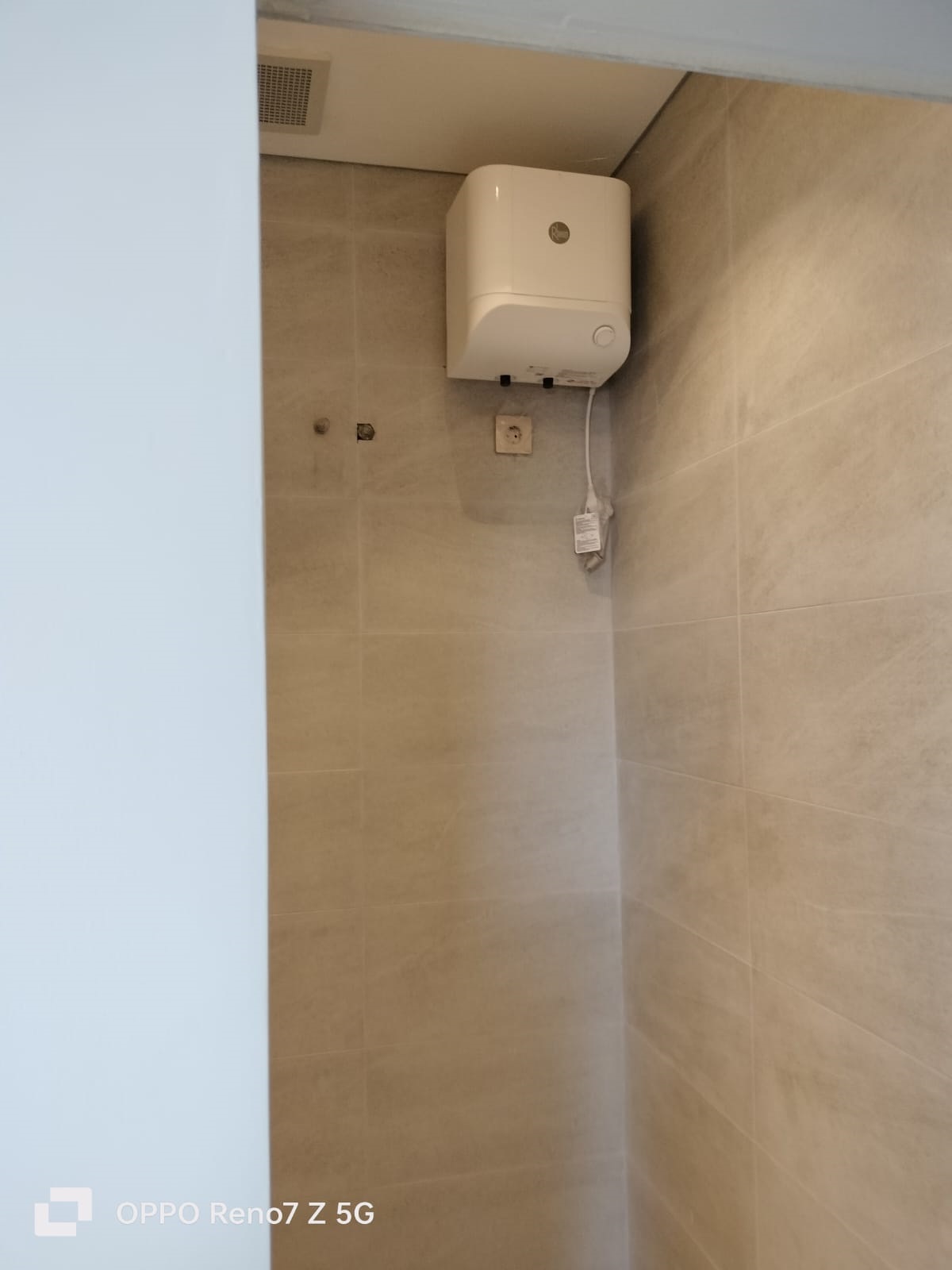 491 Electric Water Heater | DVS World